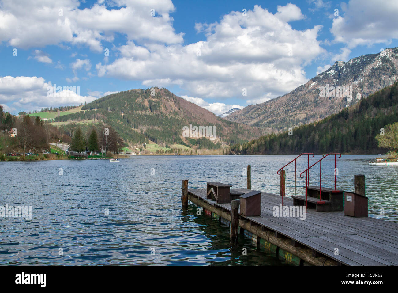 Gebirgssee hi-res stock photography and images - Alamy
