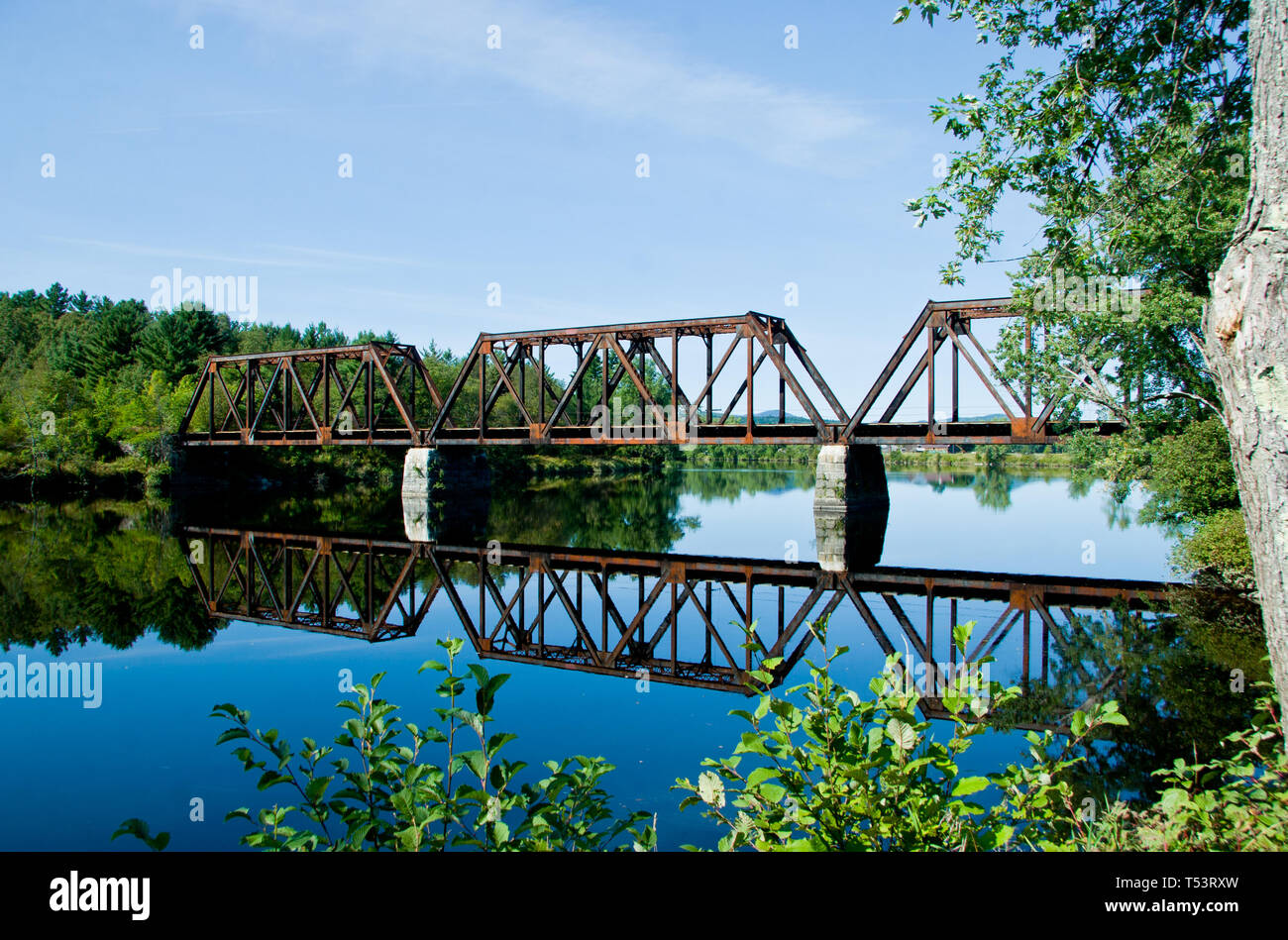Train tressel bridge hi-res stock photography and images - Alamy
