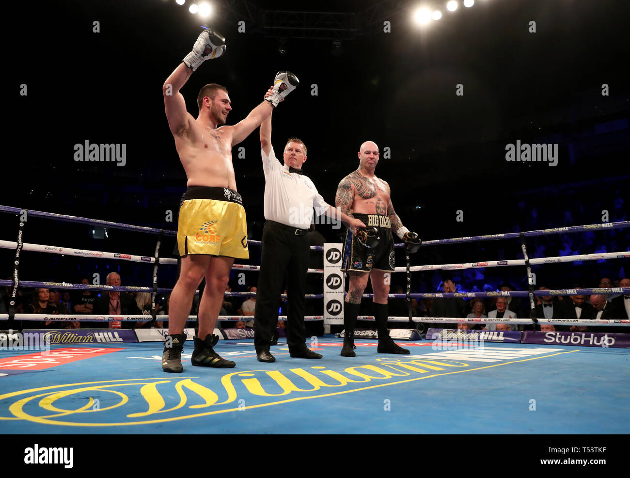 David Allen raises his arms in victory after his win against Lucas ...
