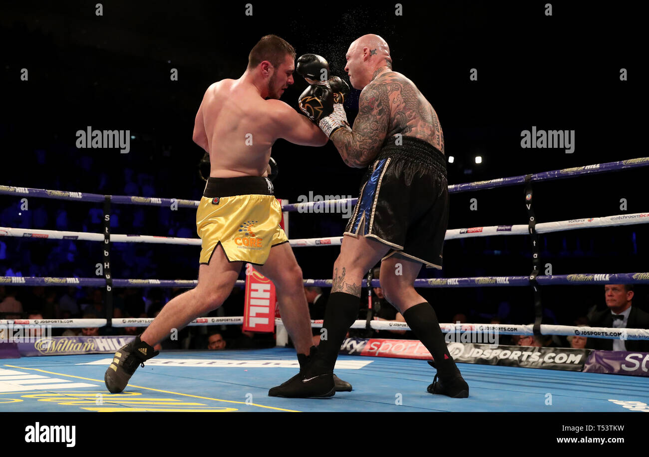 David Allen (left) delivers the Knockout Punch against Lucas Browne ...