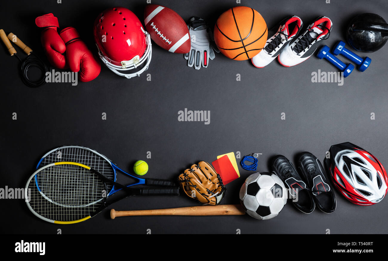 Black football kit hi-res stock photography and images - Alamy