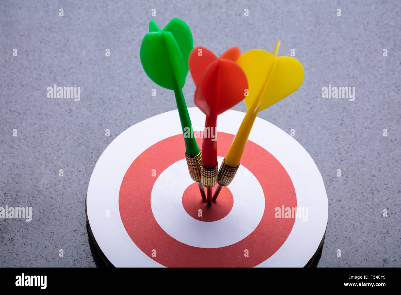 Dartboard texture hi-res stock photography and images - Alamy