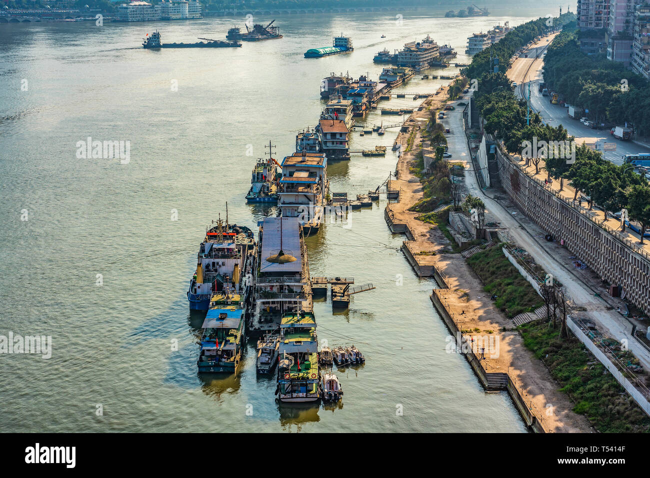 Yangtze river aerial fishing hi-res stock photography and images - Alamy