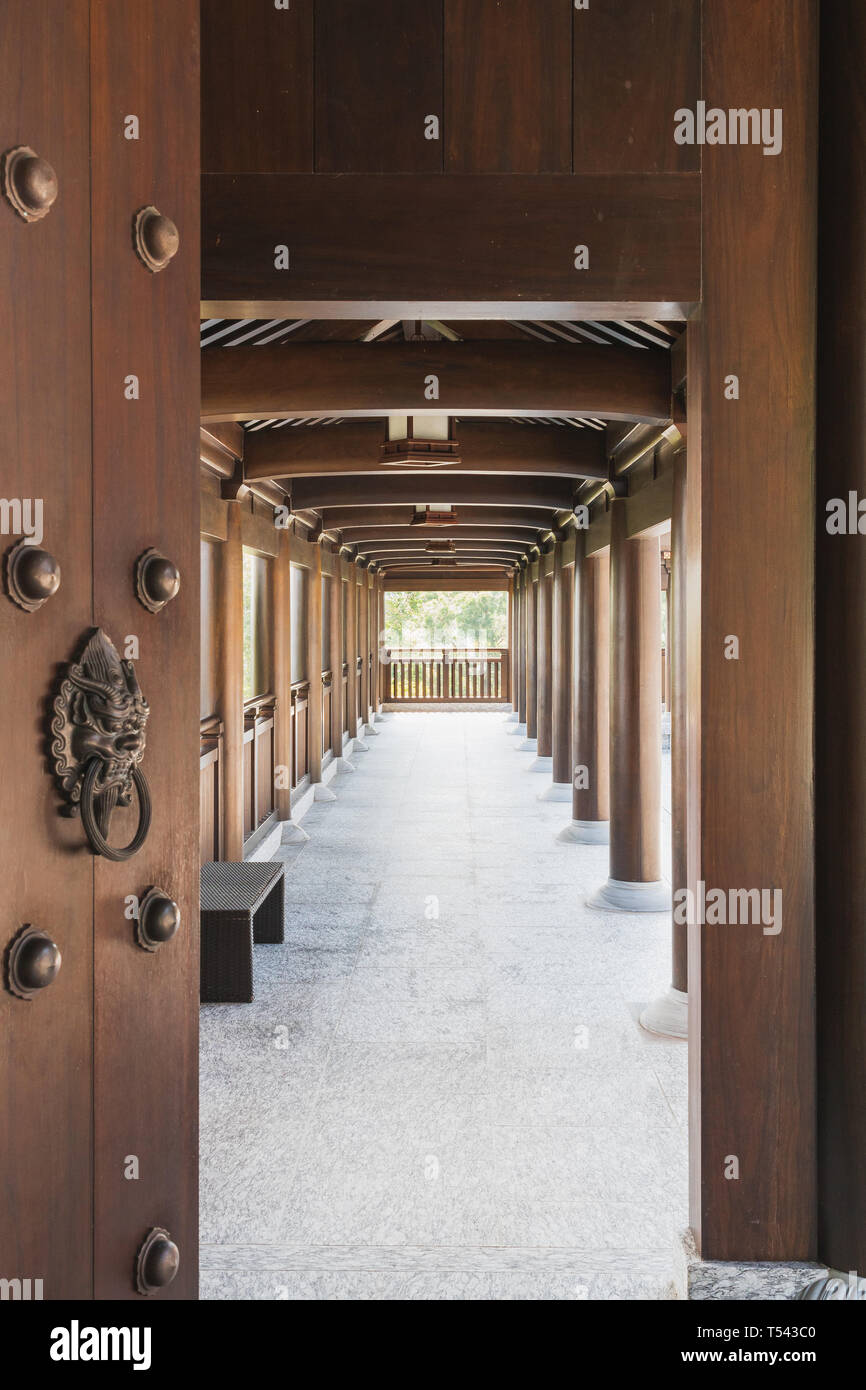 Japanese hallway hi-res stock photography and images - Alamy