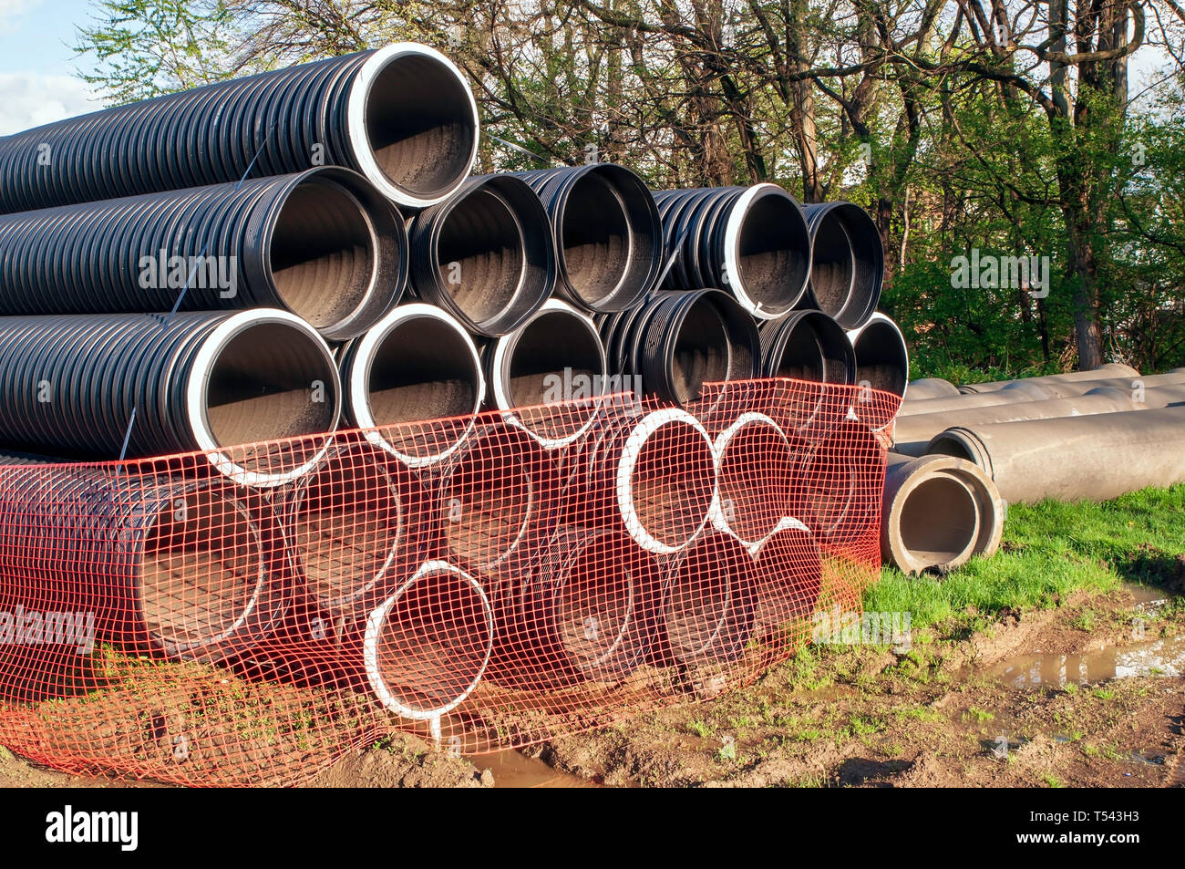 Corrugated plastic drainage pipe site hi-res stock photography and ...