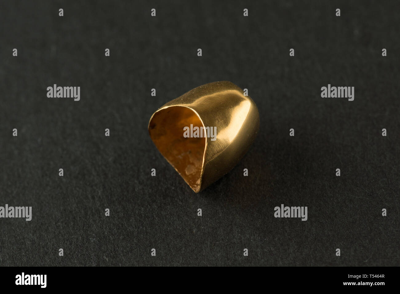 Steel artificial coated nitride titanium dental crown for dentition ...