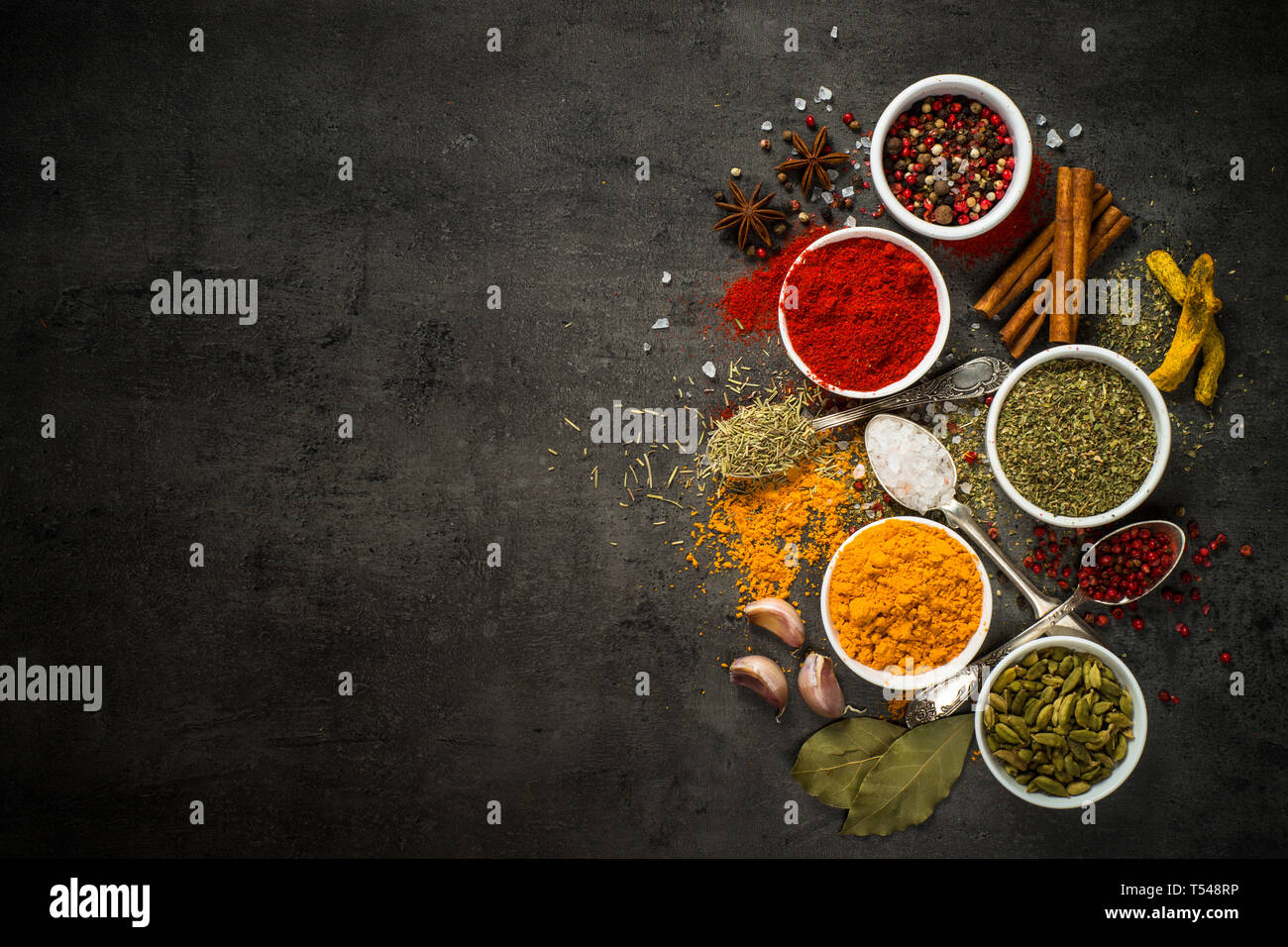 Set aromatic indian spices hi-res stock photography and images - Alamy