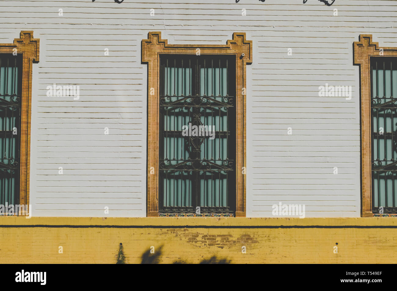 Gated window hi-res stock photography and images - Alamy