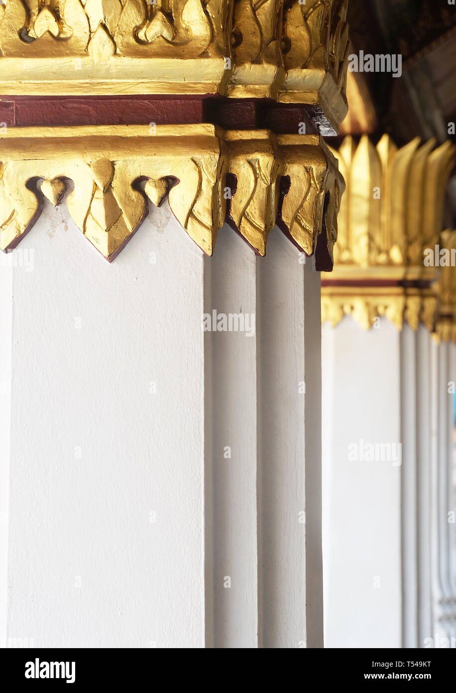 Pillar thai palace architecture hi-res stock photography and images - Alamy