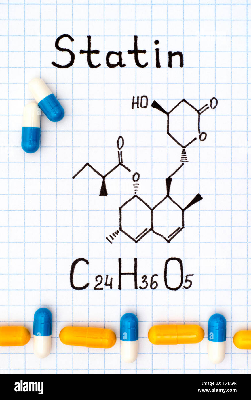 Chemical formula of Statin with some pills. Close-up Stock Photo - Alamy