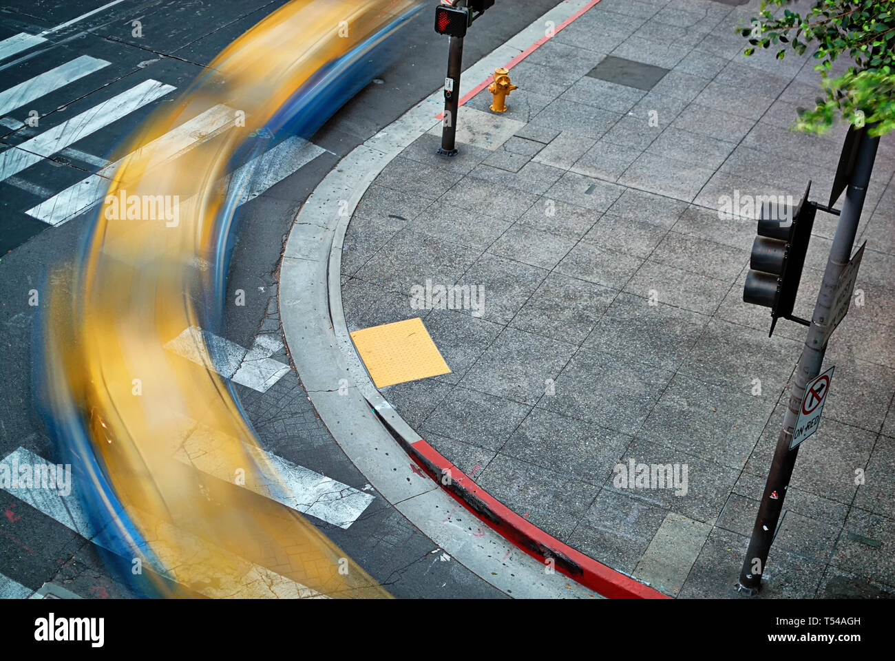 Turning around fast hi-res stock photography and images - Alamy