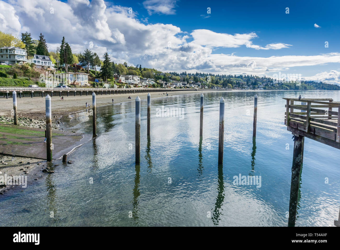 A view of the boardwalk at Redondo Beach, Washington. The tide is low ...
