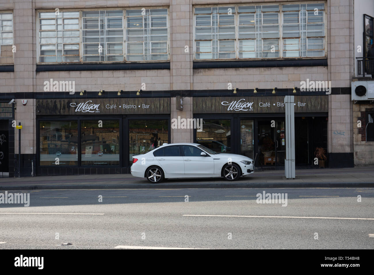 Cafe wagon hi-res stock photography and images - Alamy