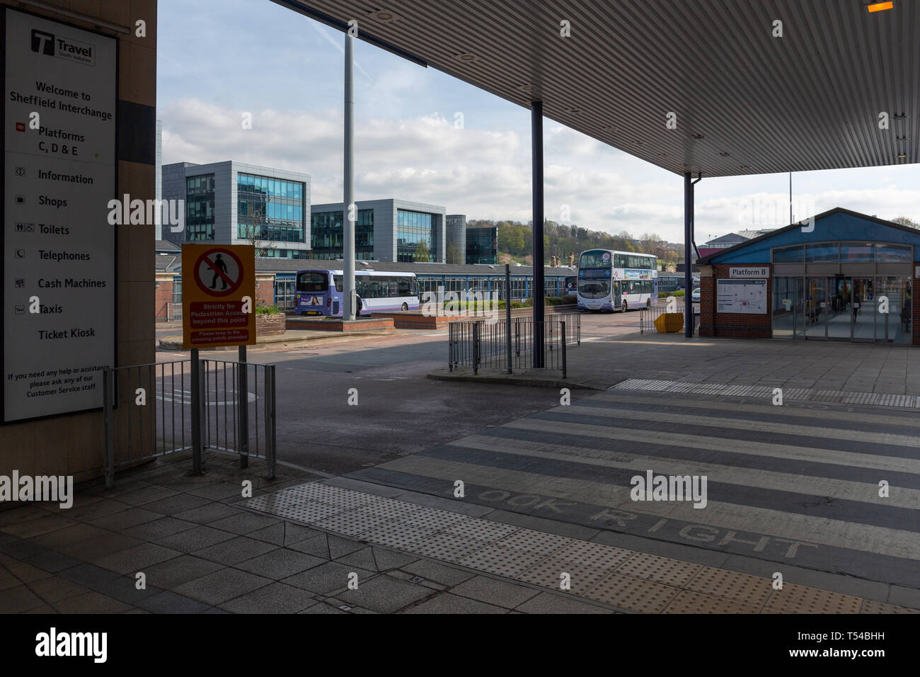 Sheffield bus station hi-res stock photography and images - Alamy