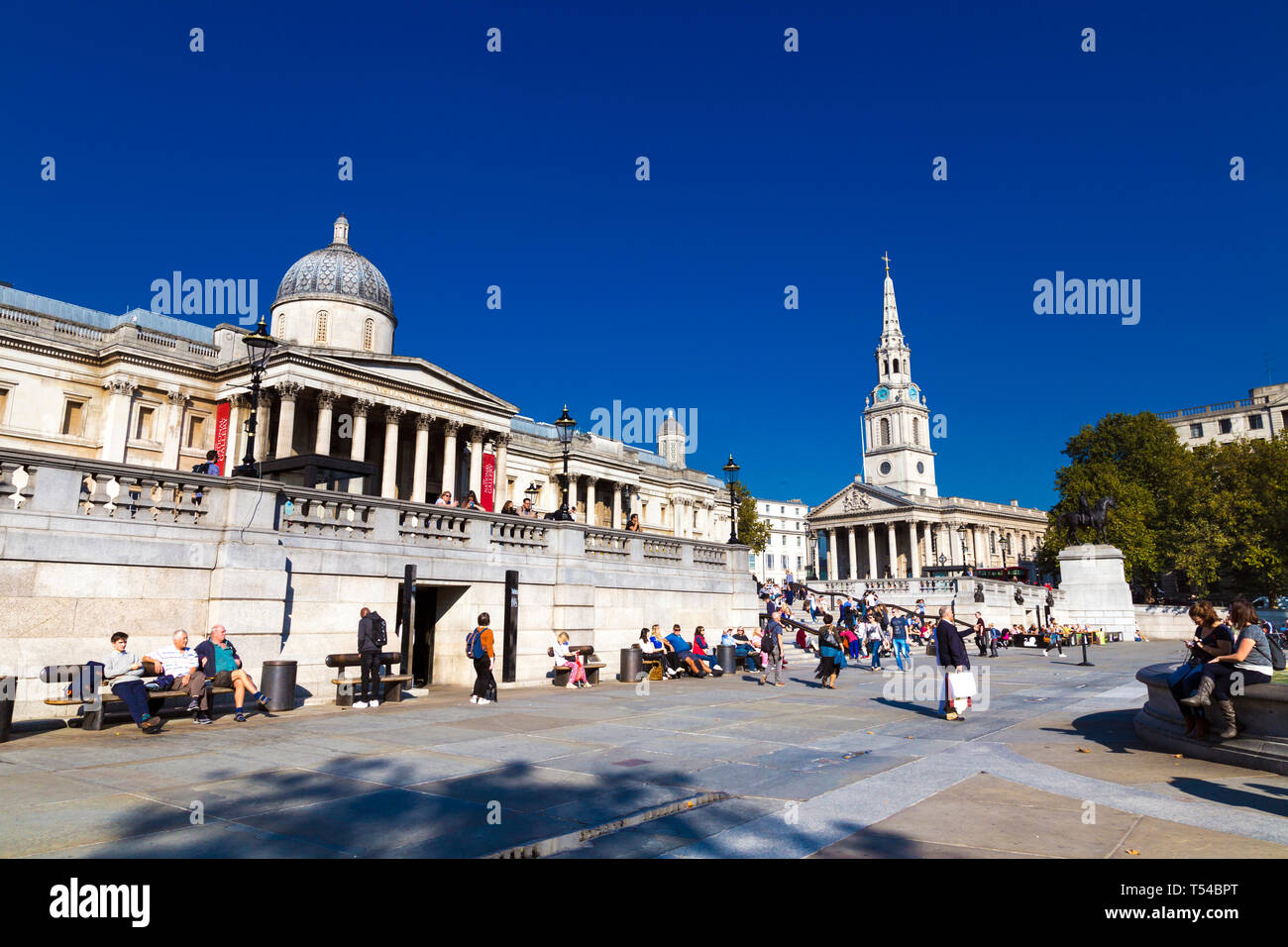 National gallery exterior hi-res stock photography and images - Alamy
