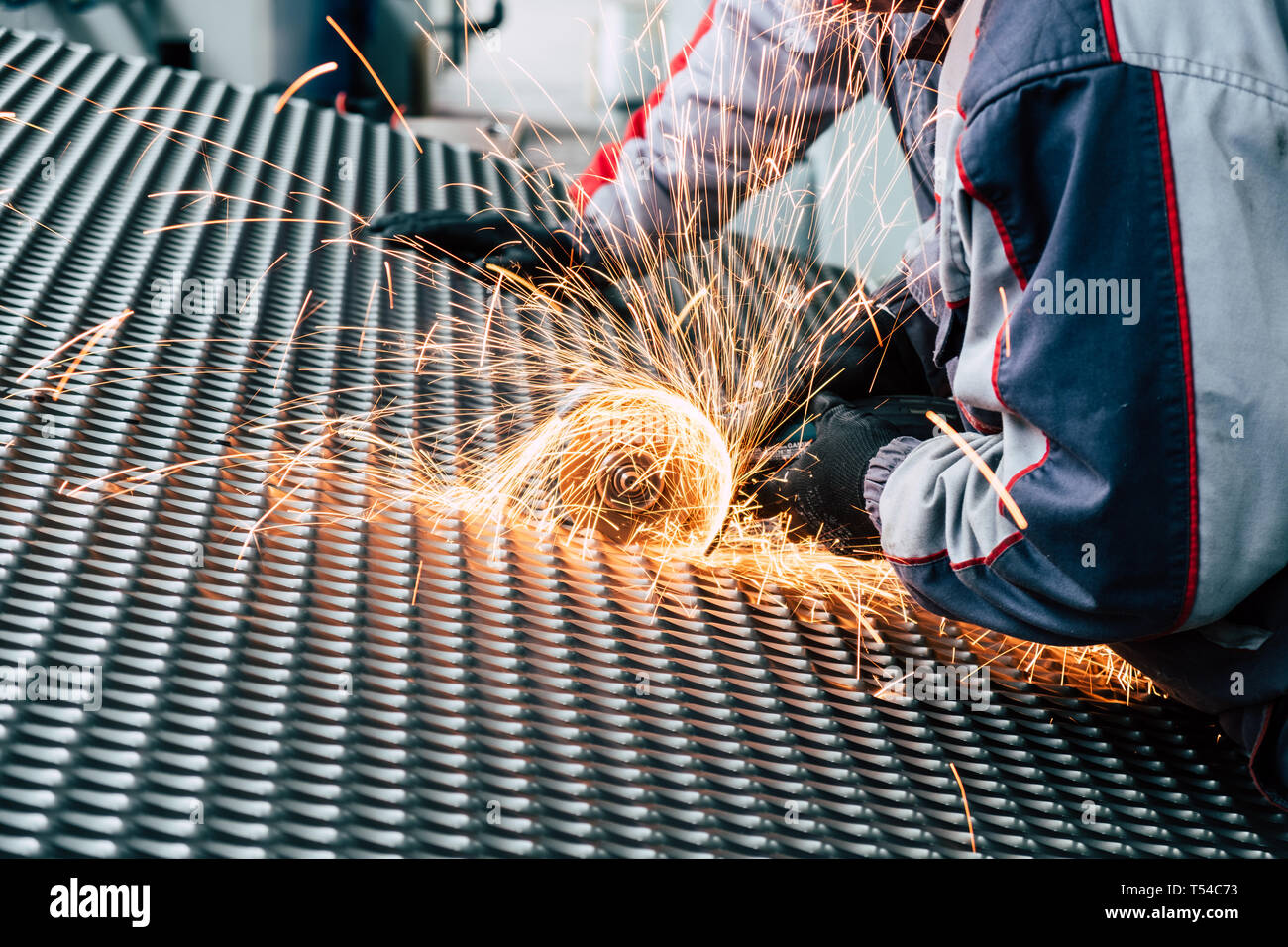 Mesh in construction hi-res stock photography and images - Alamy