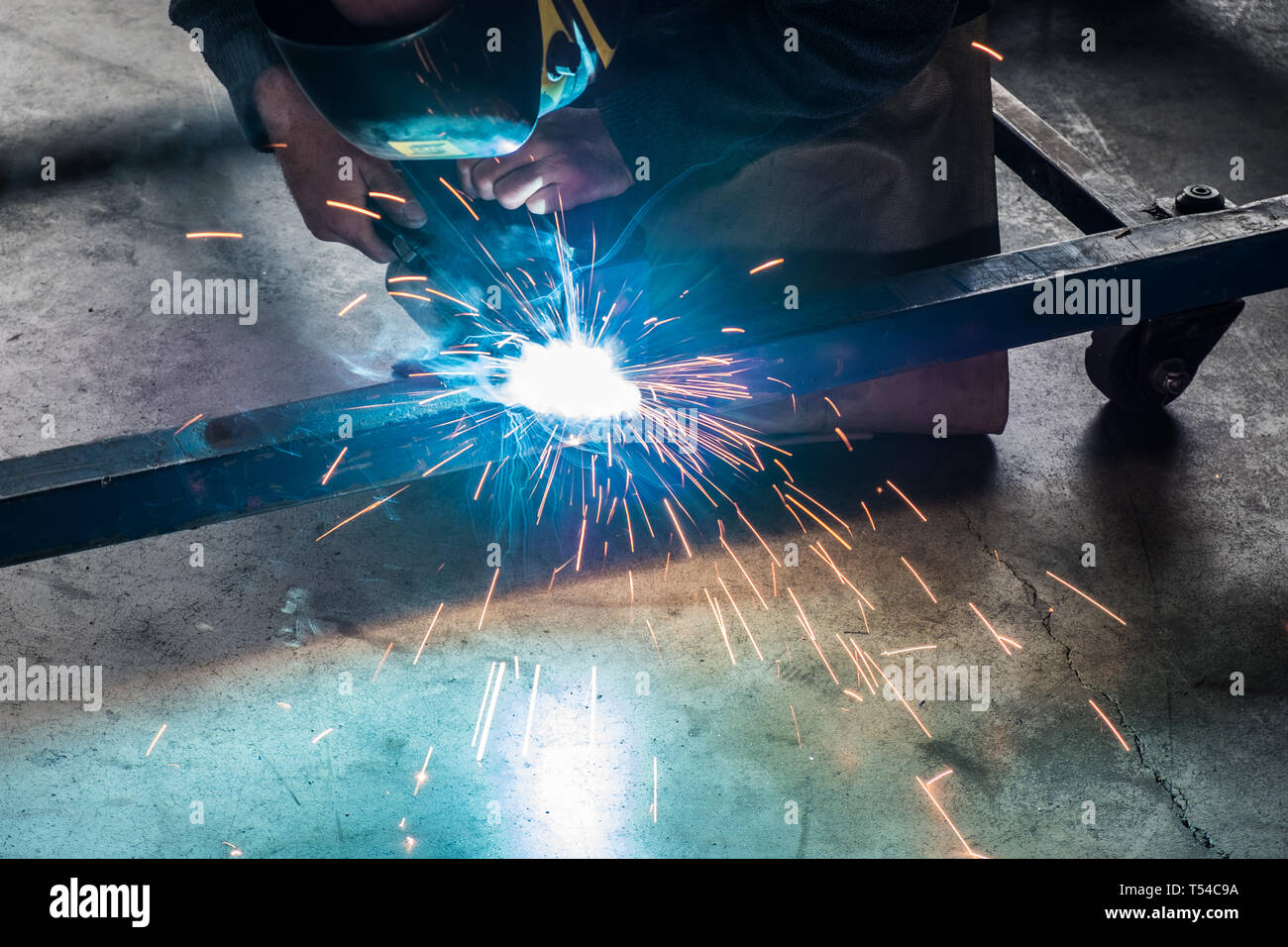 Fabrication steel frame hi-res stock photography and images - Alamy
