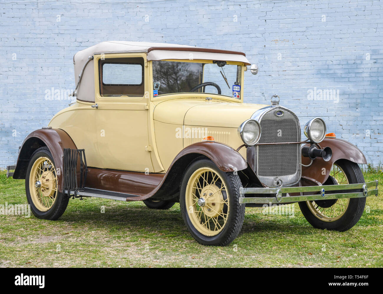 April 20, 2019: 1929 Ford Model A Sport Coupe 1929 Ford Model A Sport ...