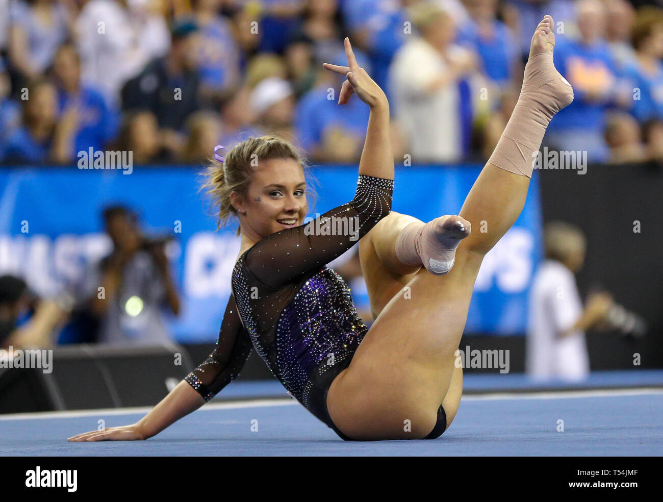 Ruby harrold hi-res stock photography and images - Alamy