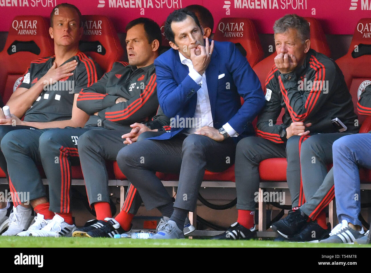 Fingers whistling hi-res stock photography and images - Alamy