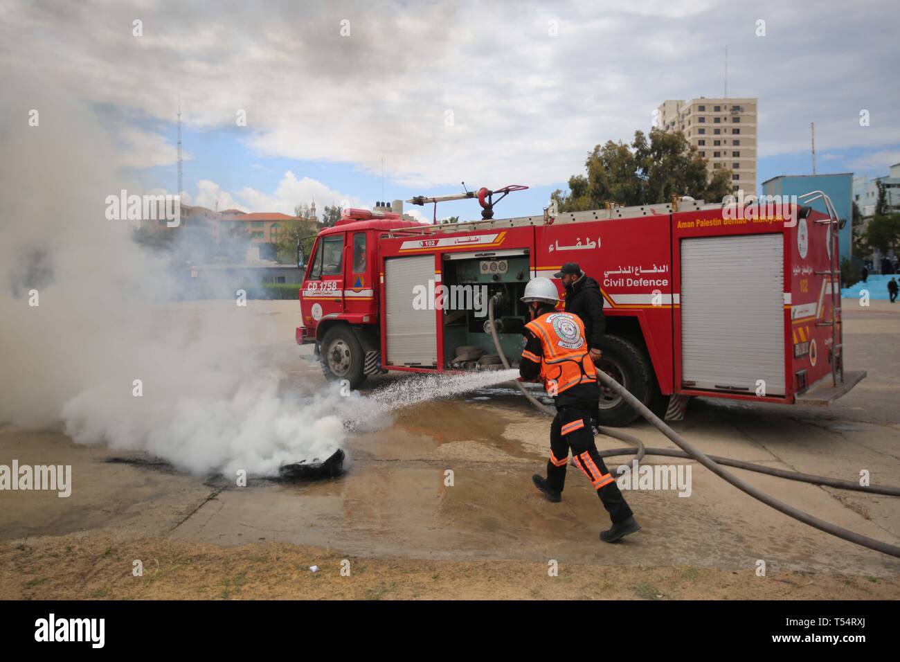 Gaza City, The Gaza Strip, Palestine. 21st Apr, 2019. Police men belong ...
