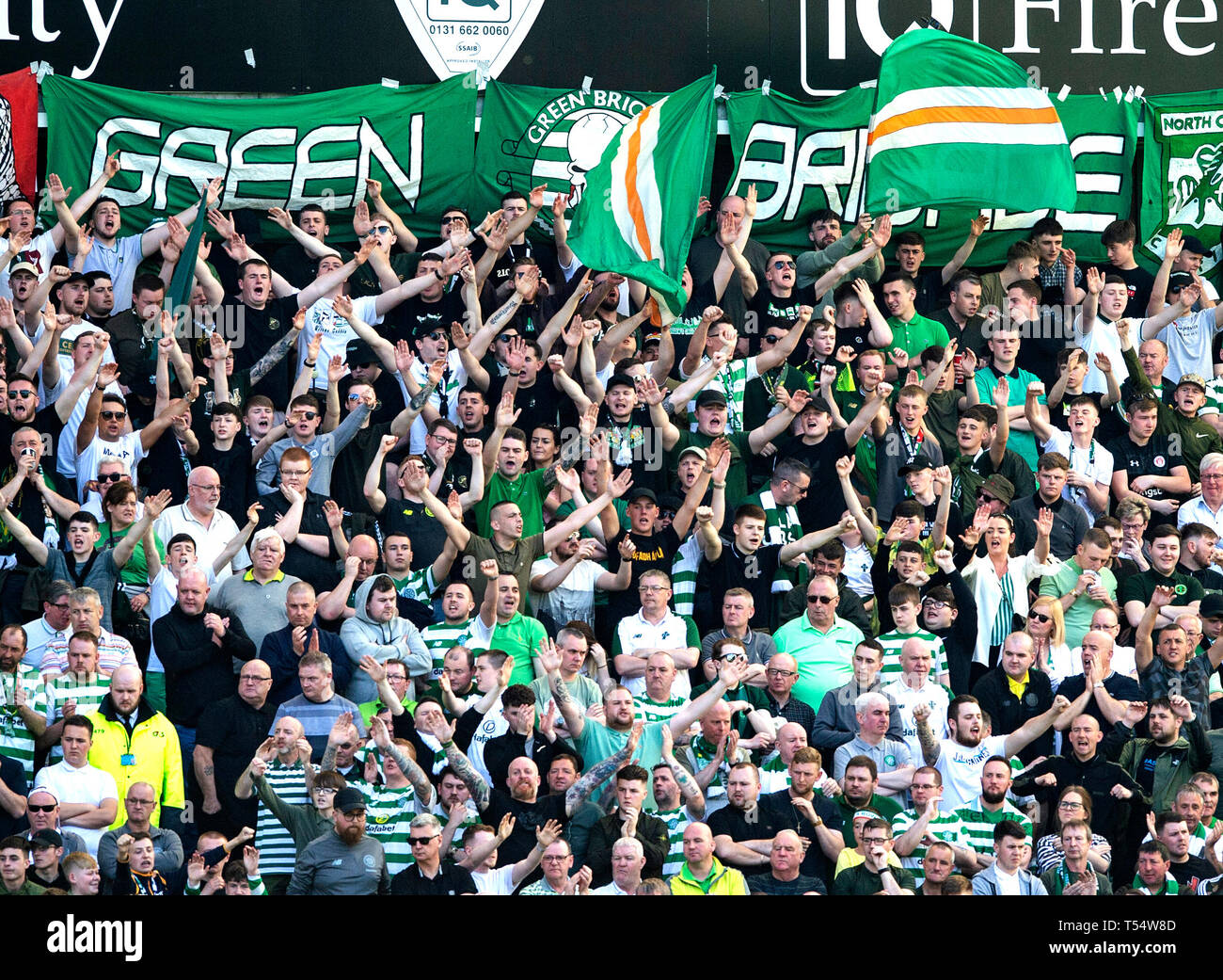 Celtic football fans hi-res stock photography and images - Alamy