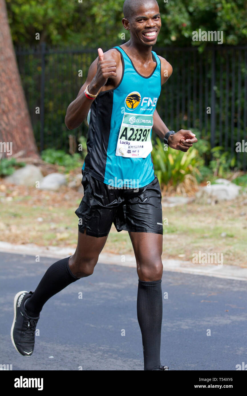 Running the Old Mutual Two Oceans Marathon Stock Photo - Alamy