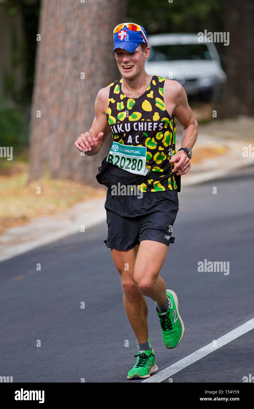Running the Old Mutual Two Oceans Marathon Stock Photo - Alamy