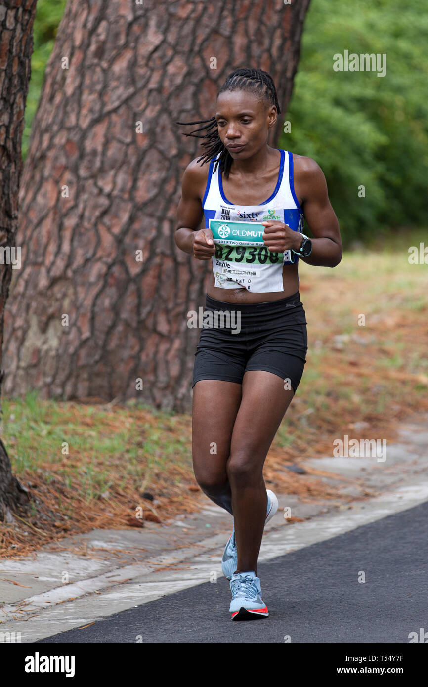 Running the Old Mutual Two Oceans Marathon Stock Photo - Alamy