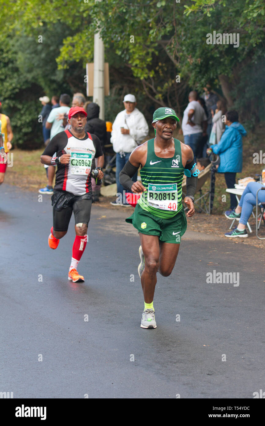 Running the Old Mutual Two Oceans Marathon Stock Photo - Alamy