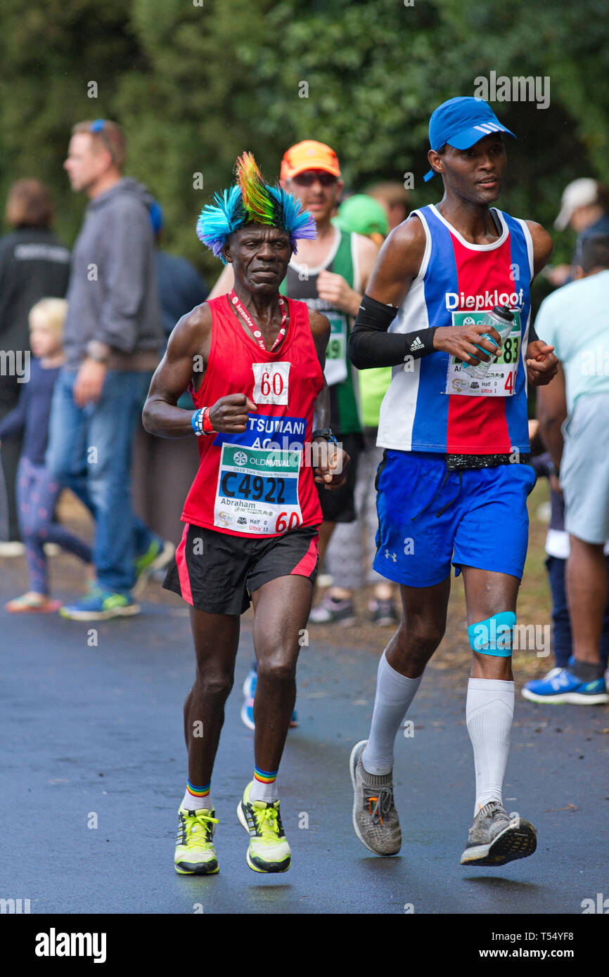 Running the Old Mutual Two Oceans Marathon Stock Photo - Alamy
