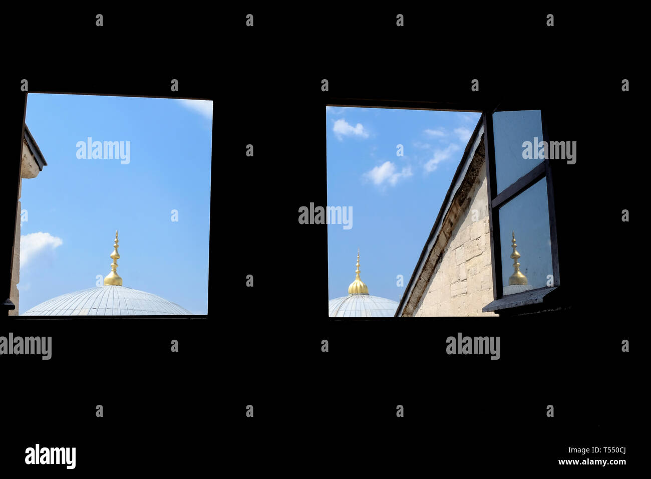 Mosque tower window hi-res stock photography and images - Alamy