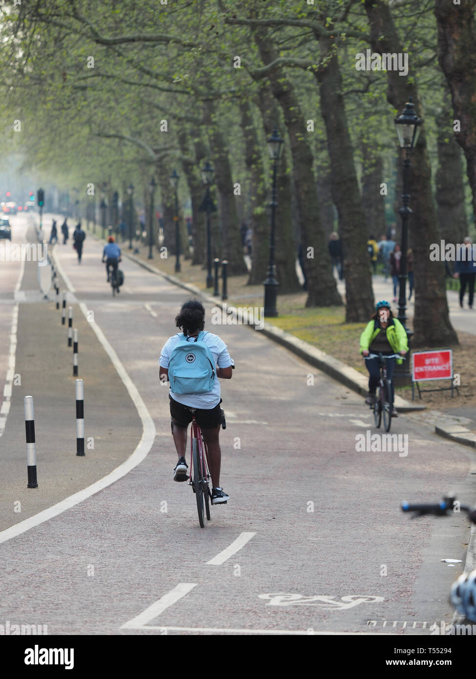Cycling in London, England, UK Stock Photo - Alamy
