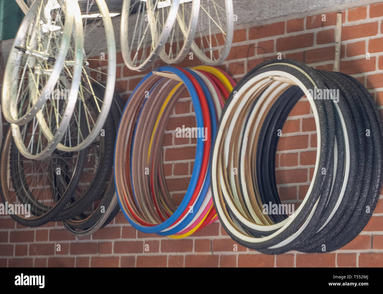 Steel rims hi-res stock photography and images - Alamy