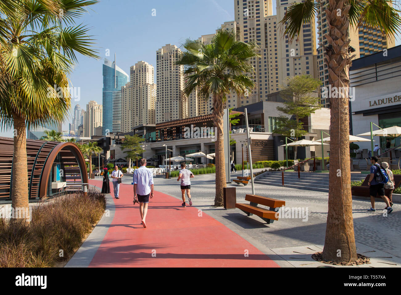 UAE, Dubai, Dubai Marina, Marina Promenade Stock Photo - Alamy