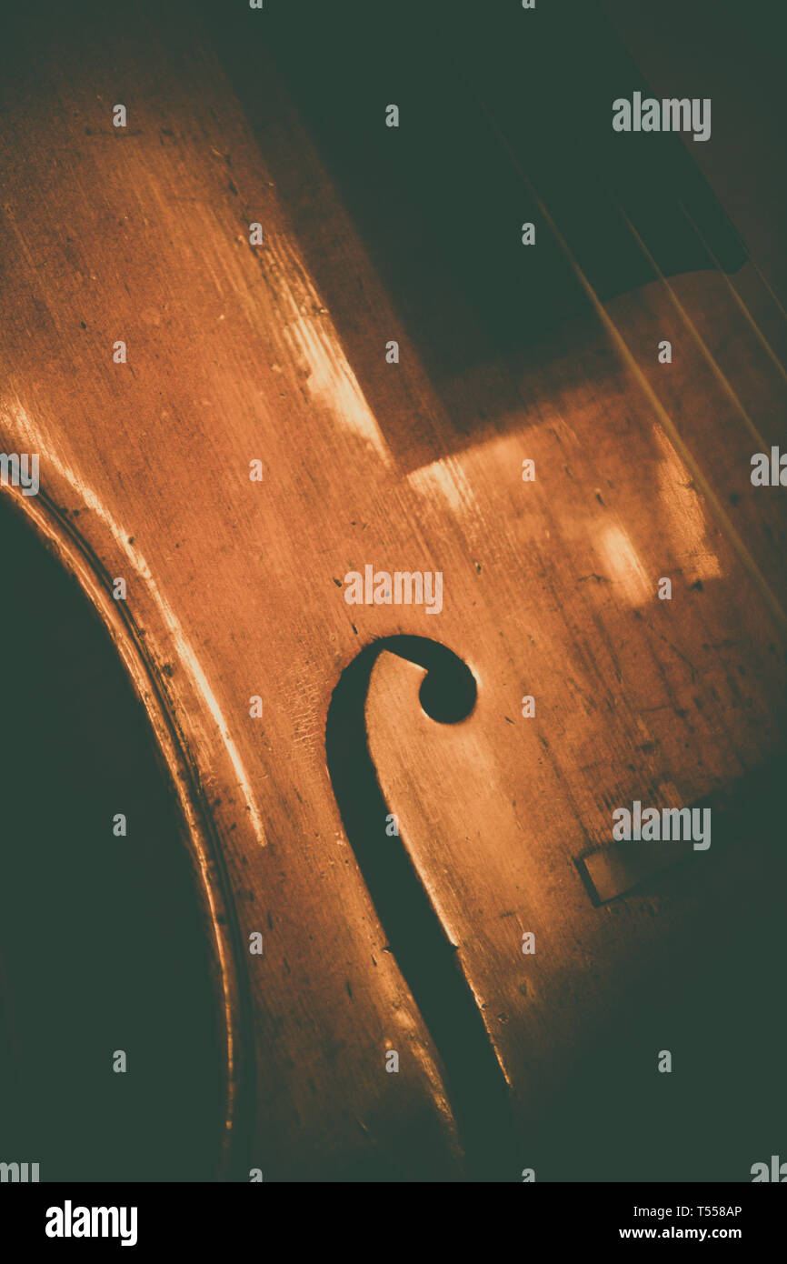 Cello f hole hi-res stock photography and images - Alamy
