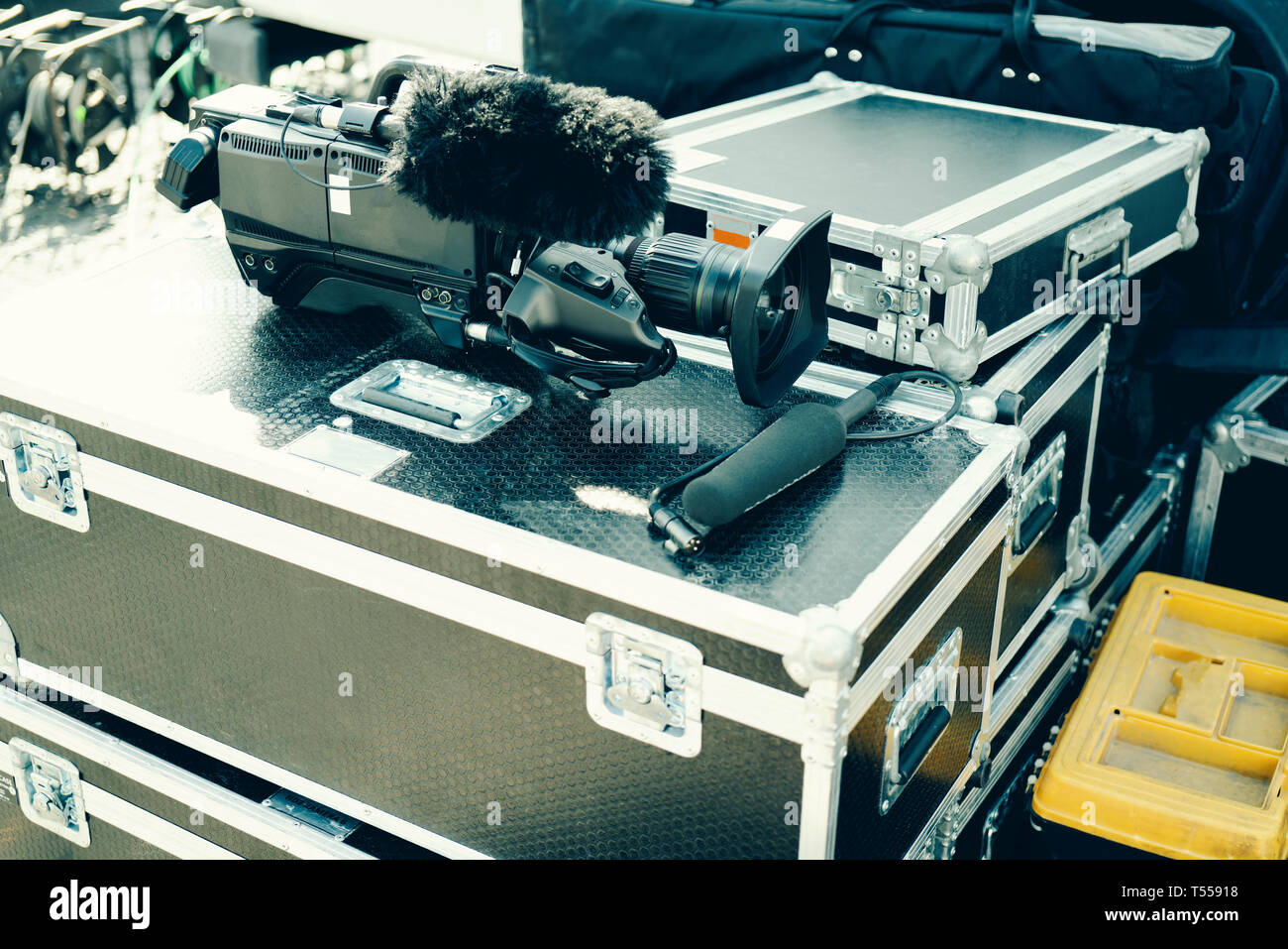 Film stage boxes hi-res stock photography and images - Alamy