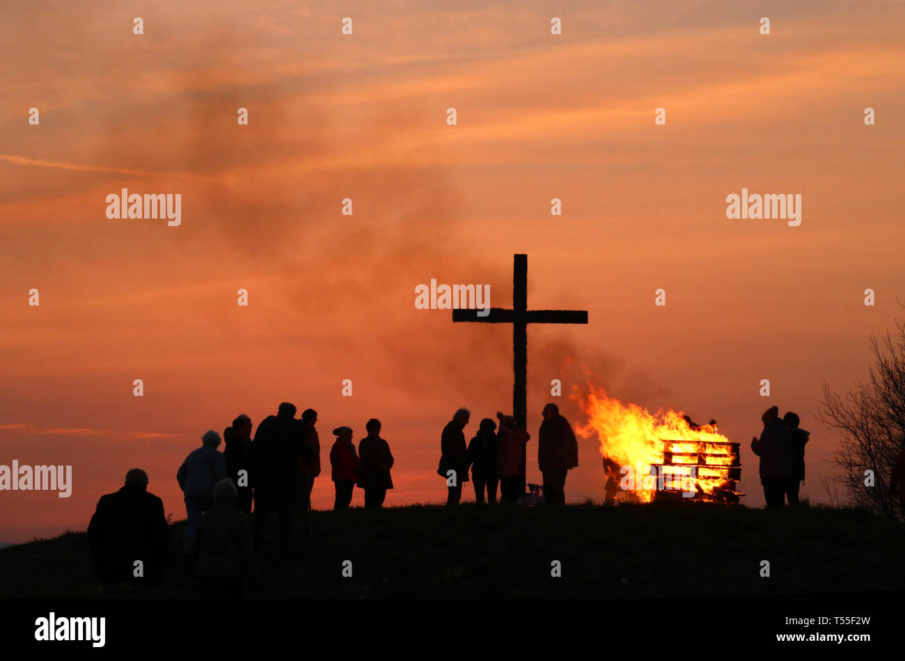 Dawn communion, Easter Day on the sea wall in Pilling, Preston ...