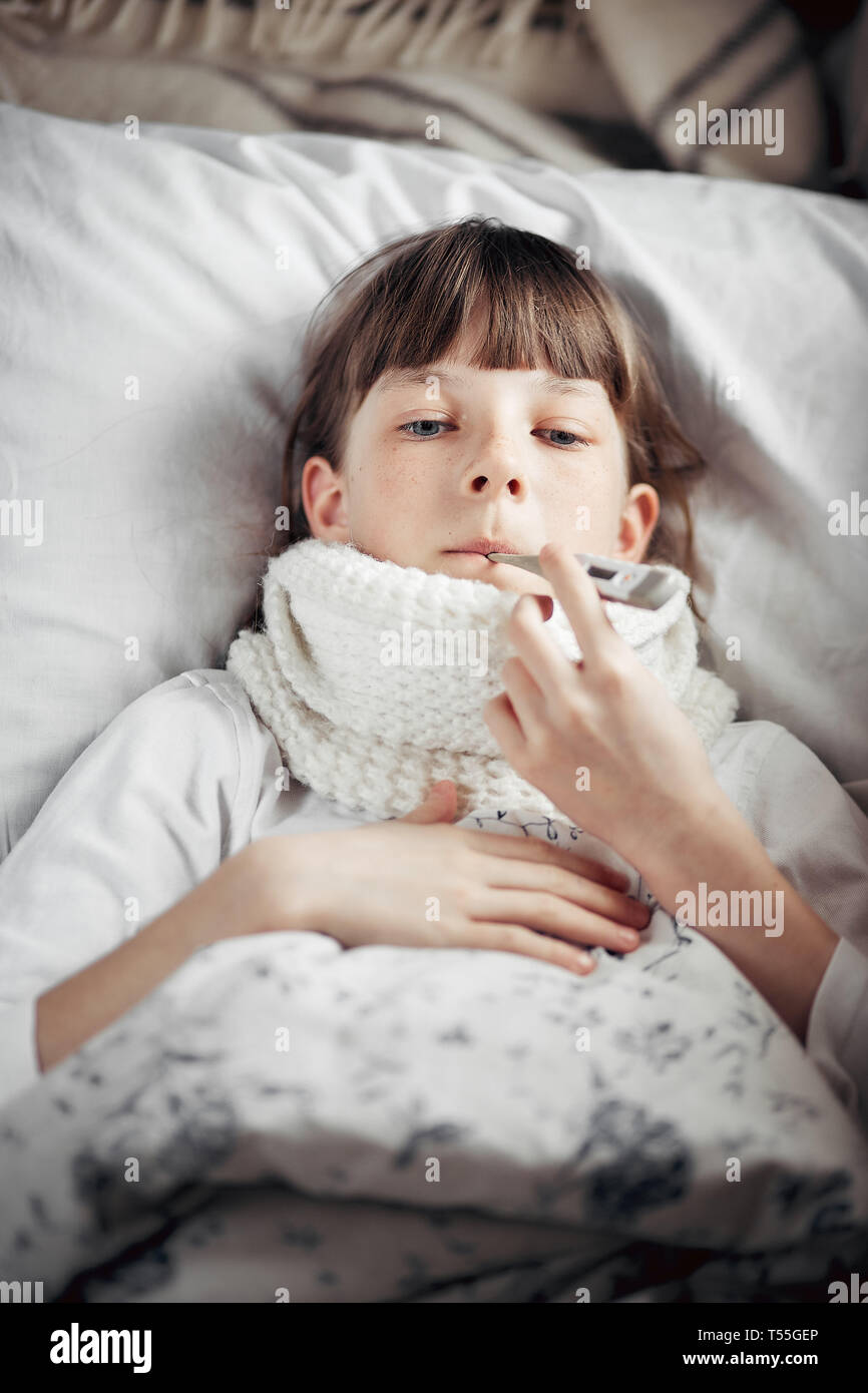 Cold sore children hi-res stock photography and images - Alamy