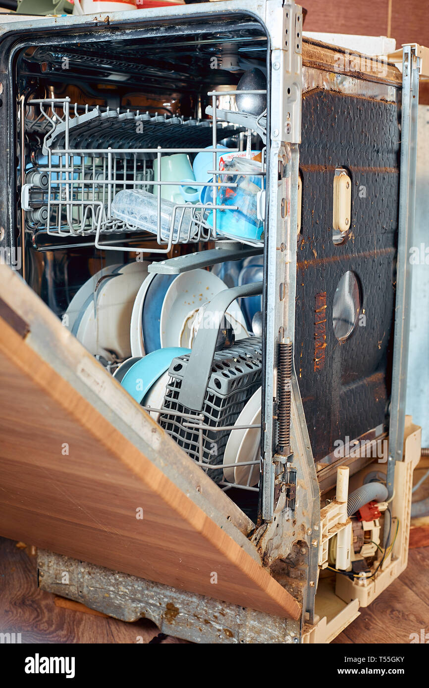 Broken home appliances hi-res stock photography and images - Alamy