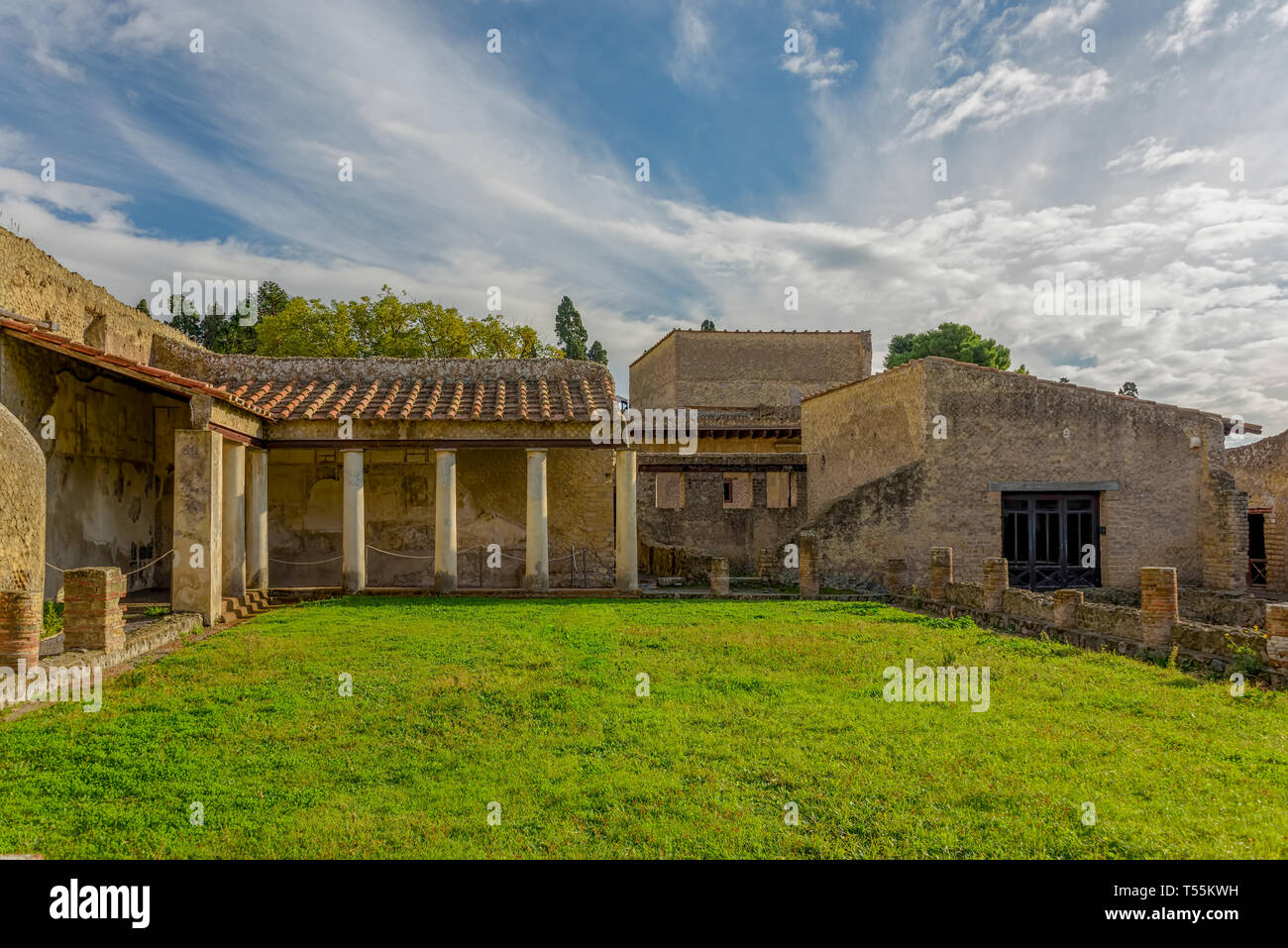 Herculaneum destroyed by volcanic pyroclastic flows in 79 AD, Roman ...