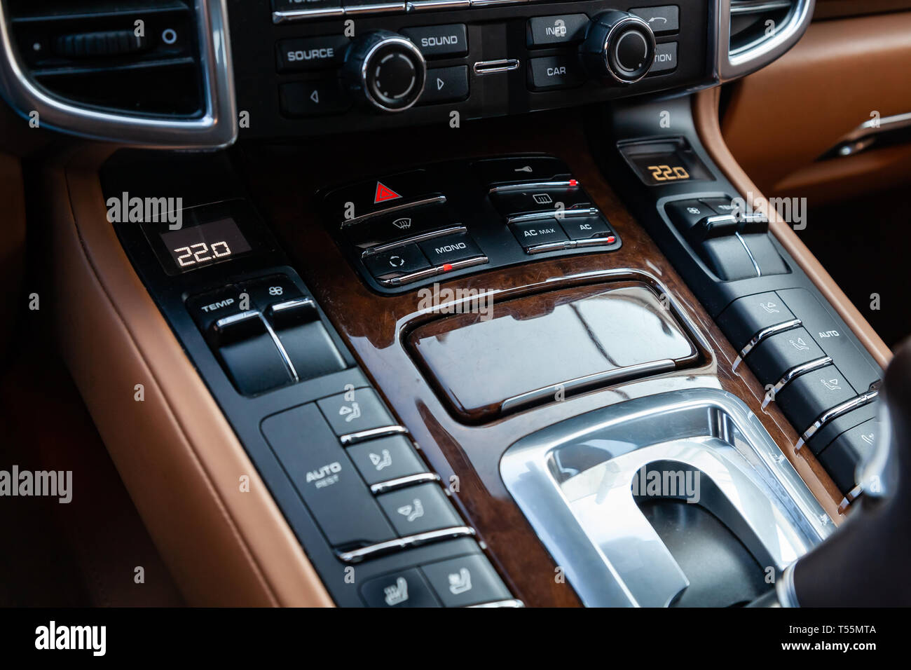 Ashtr hi-res stock photography and images - Alamy