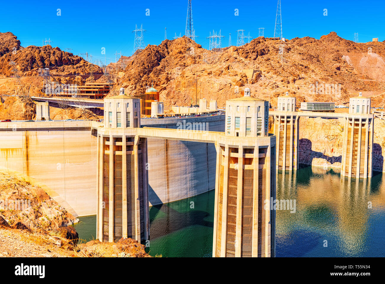 Colorado river california arizona border hi-res stock photography and ...