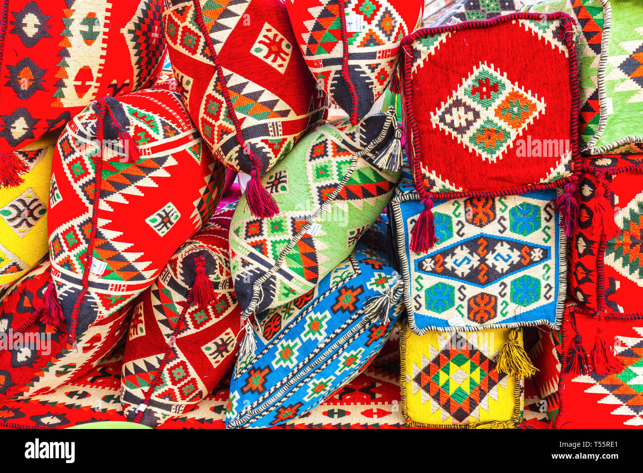 Bright textiles in market in Doha, Qatar Stock Photo - Alamy