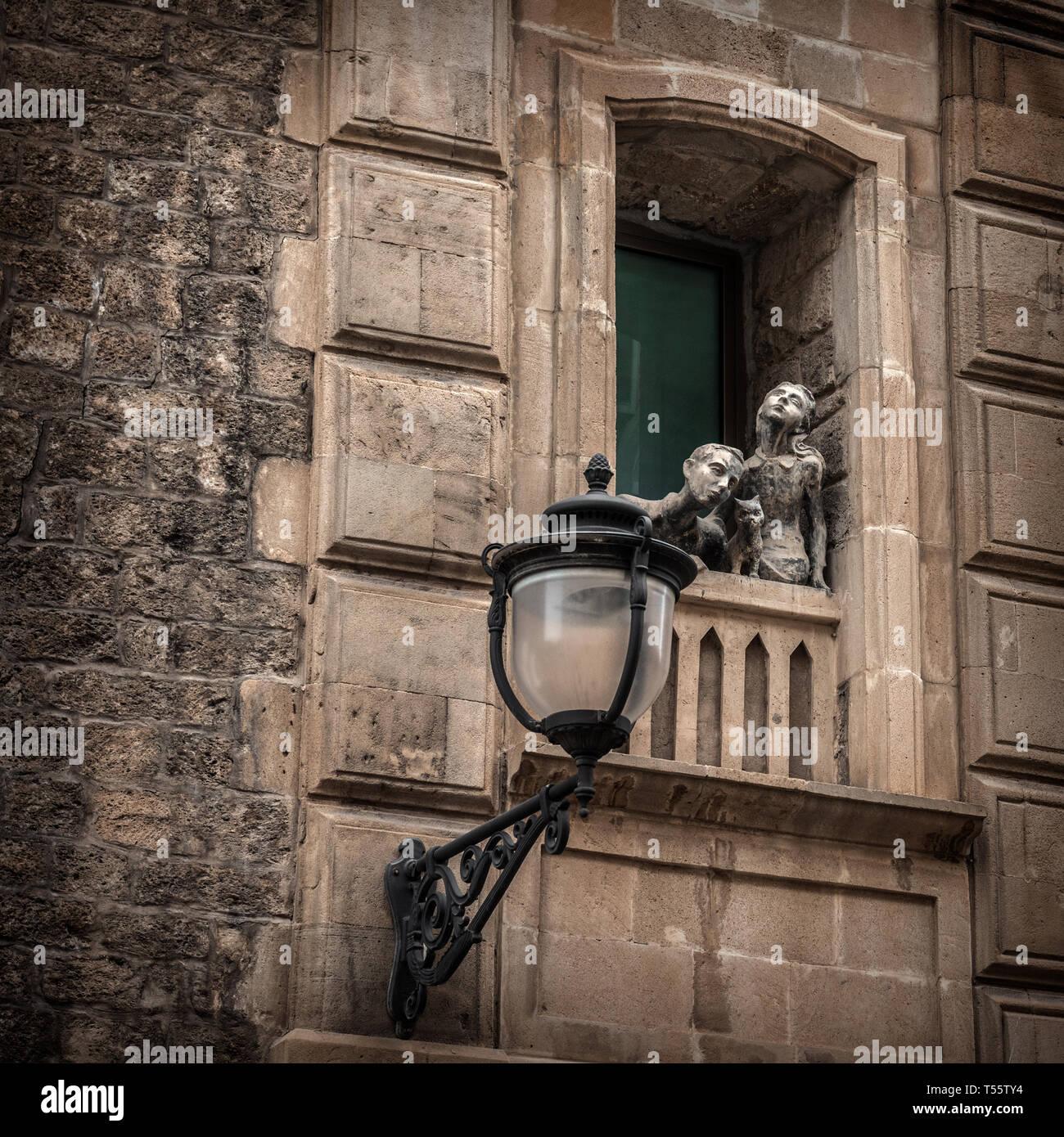 Aged figures hi-res stock photography and images - Alamy