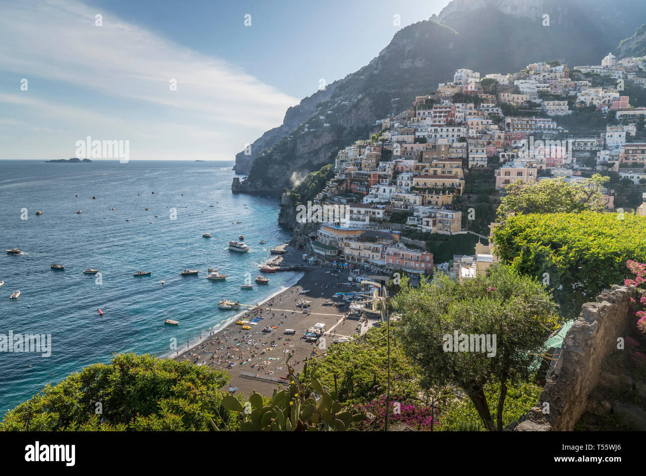 People beach village positano hi-res stock photography and images - Alamy