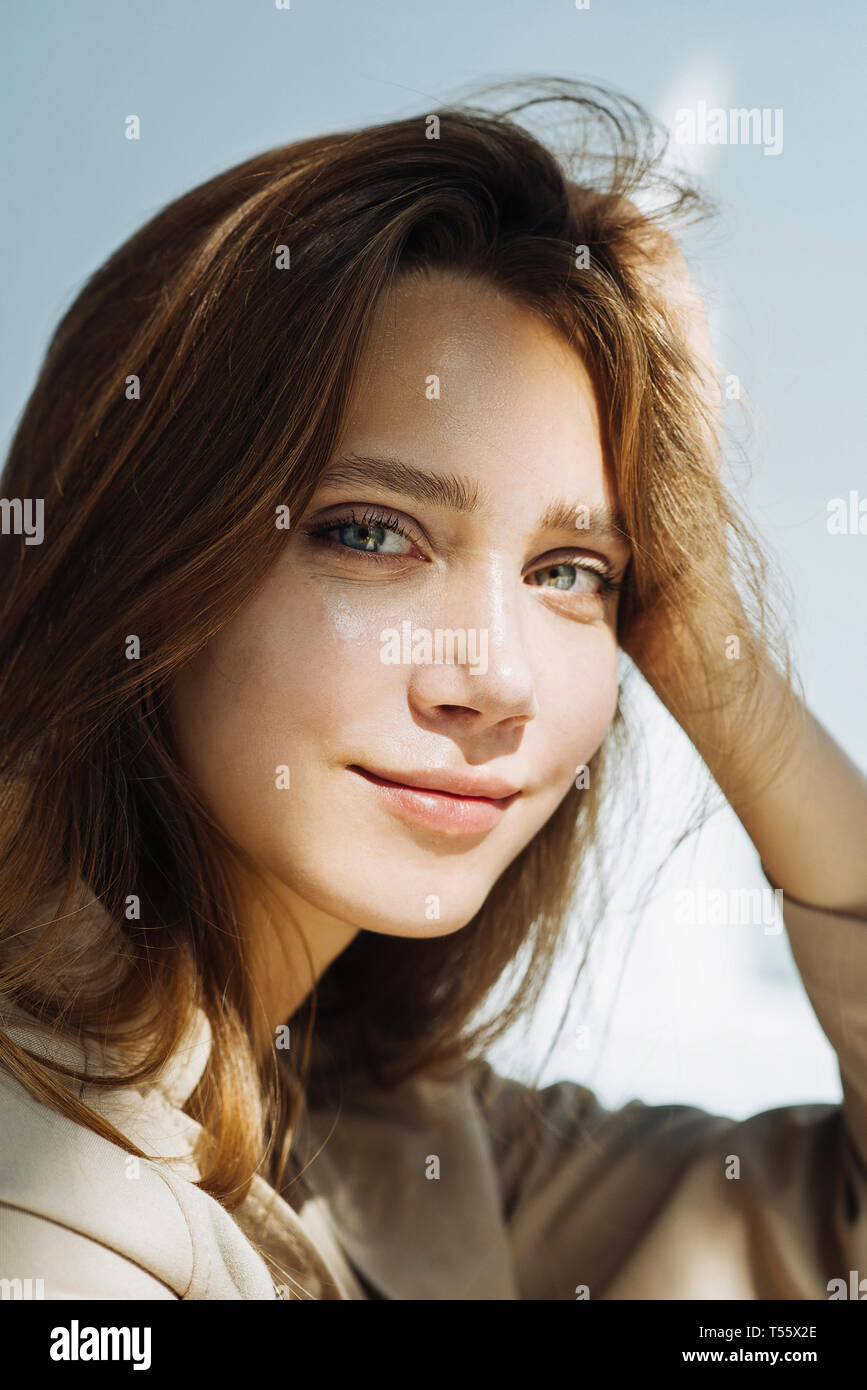 Natural hair color caucasian hi-res stock photography and images - Alamy