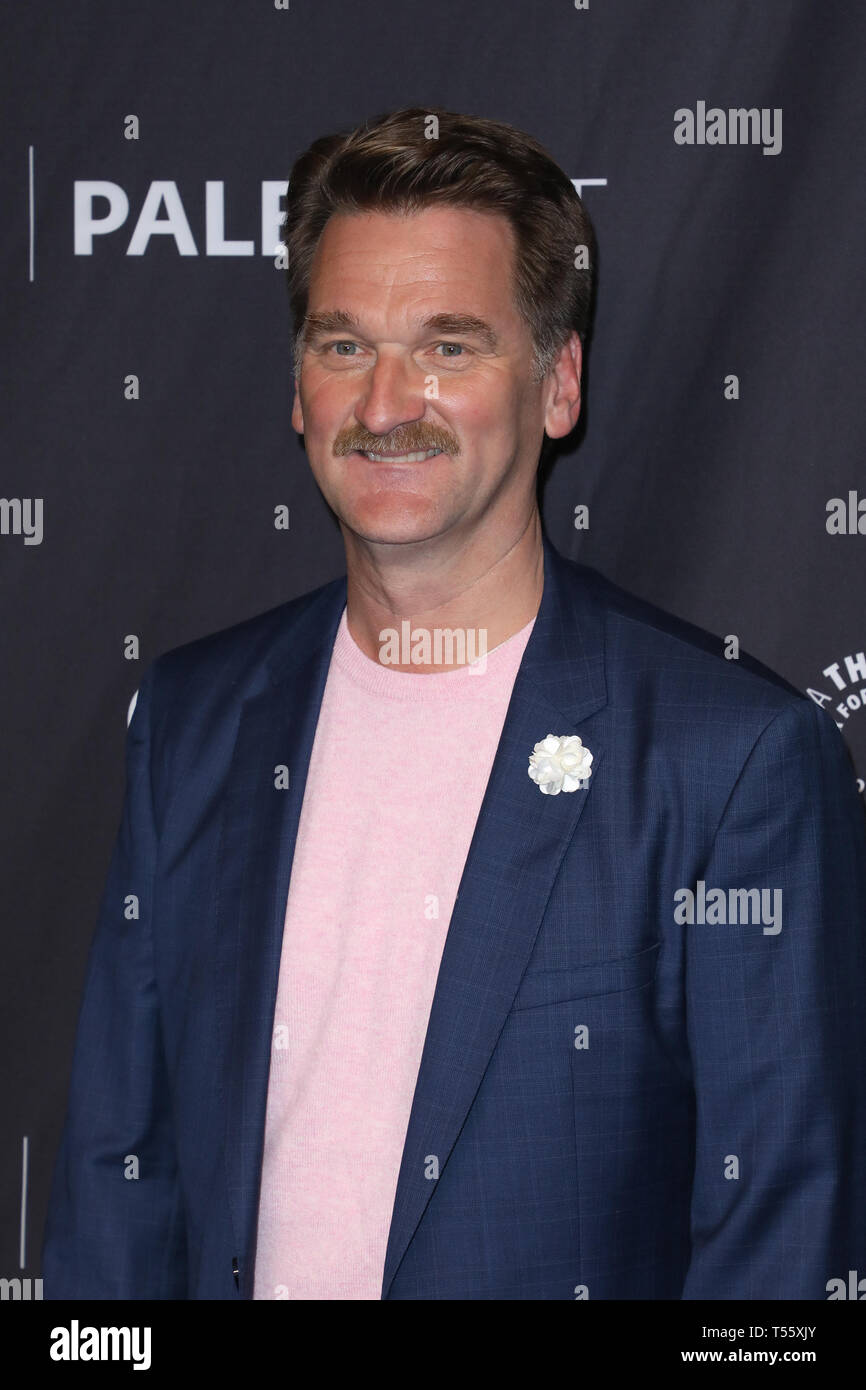 Crazy ex girlfriend the cw network hi-res stock photography and images ...