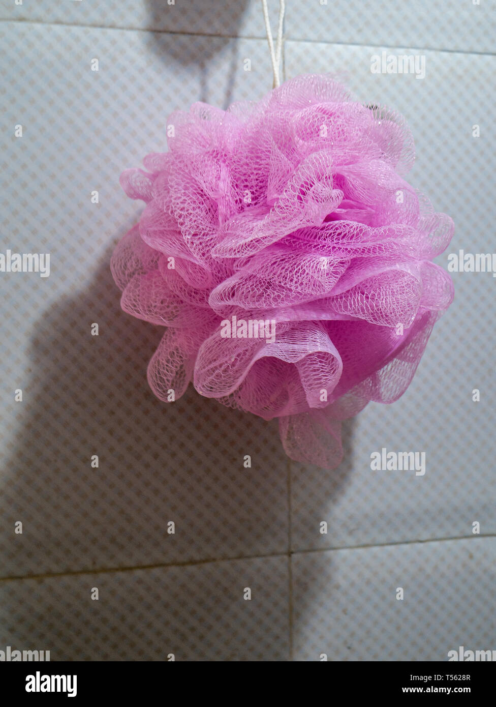 21 Apr 2019 Pink Color Bath Shower Body Exfoliate Puff Sponge Mesh Net