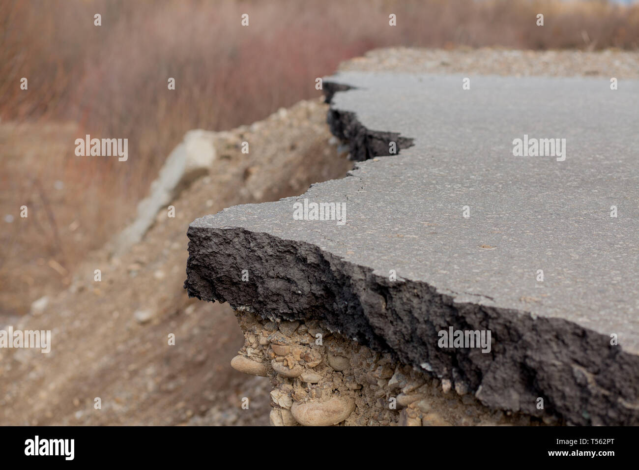 Cross section of asphalt road with blue sky background Stock Photo - Alamy